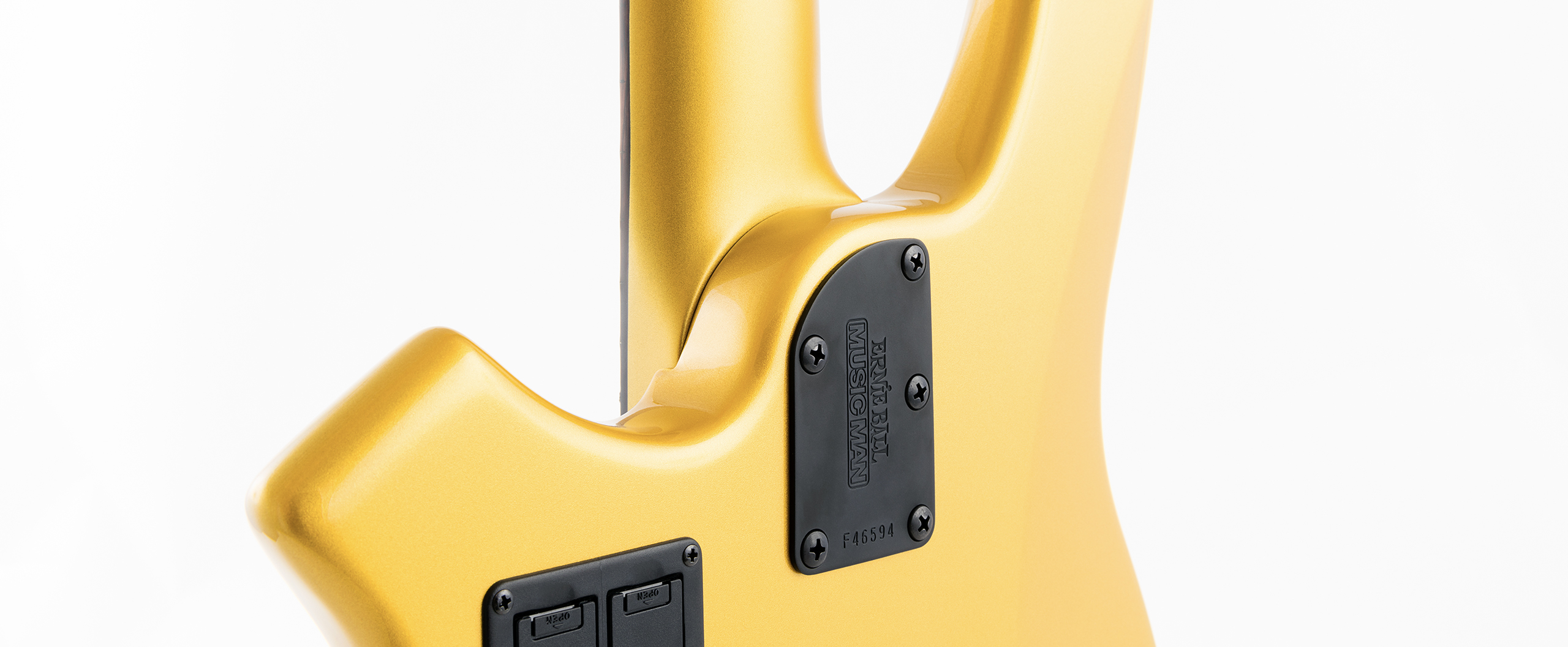 Music Man Bongo 5 HH - Sky Blue - Pau Ferro Unlined Fretless - White ...